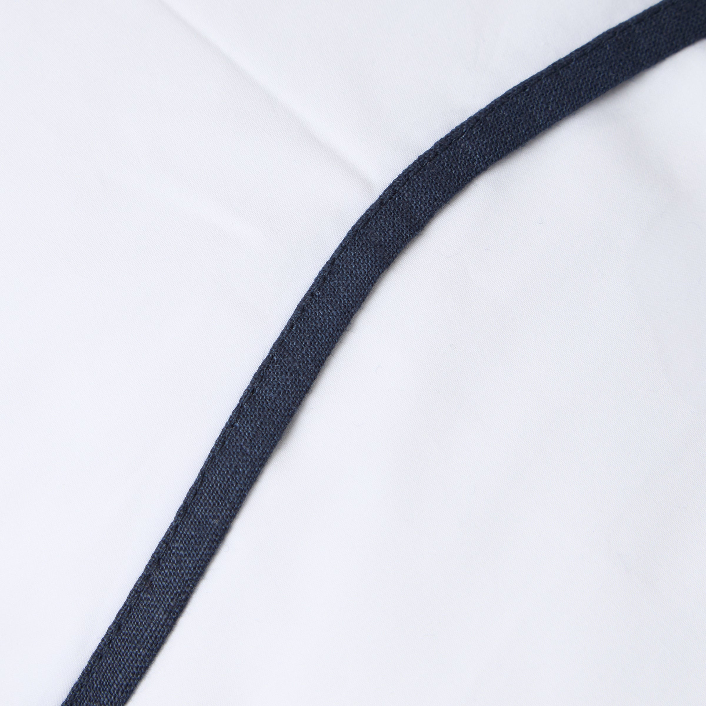 Skylar Swatch – Pom Pom at Home